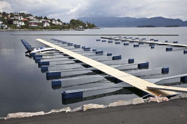 PONTONG TIL UTRIGGER, 525 L m/Redningsstige - Jamax